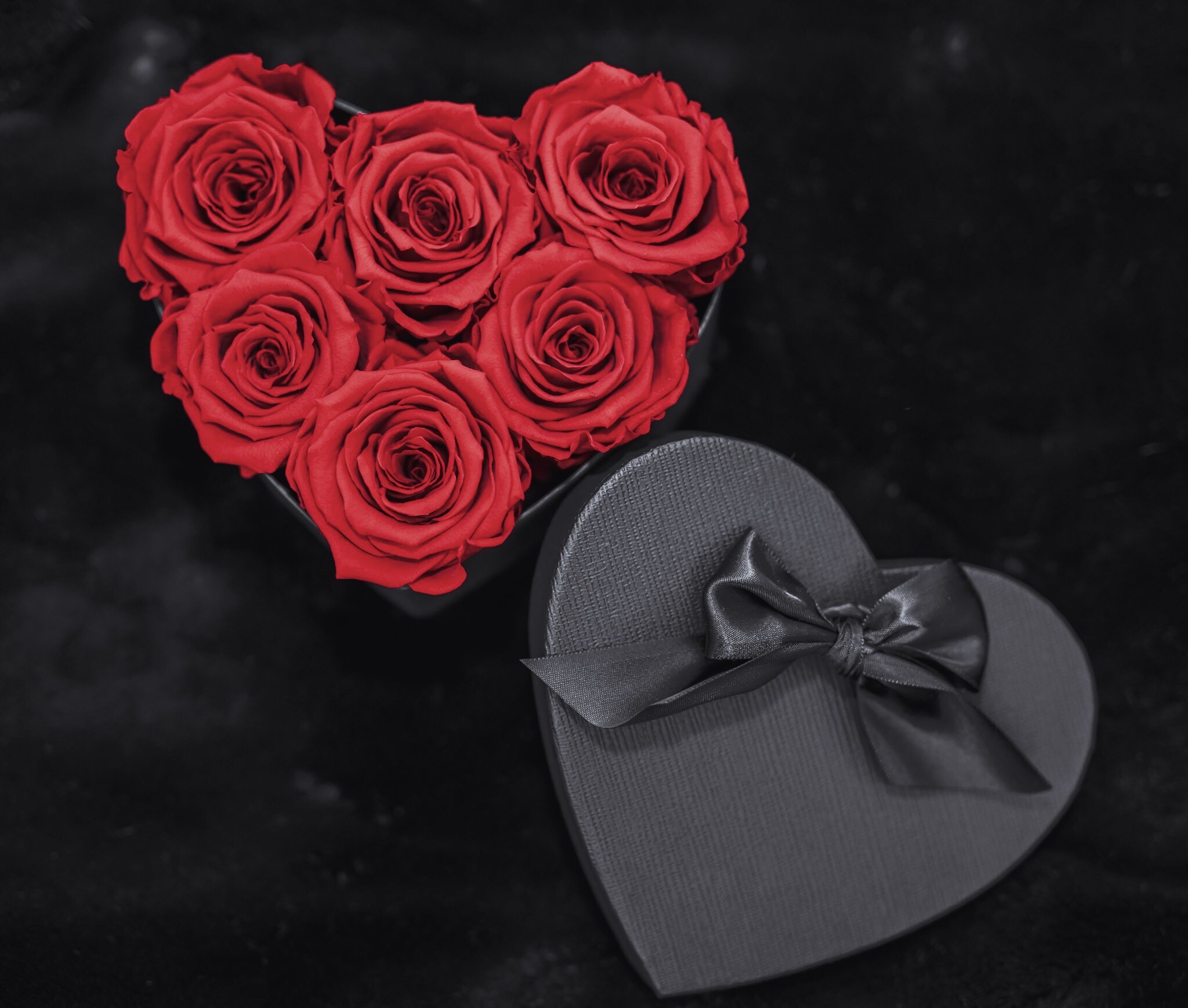 The Delicate Heart Box – Eternal Roses